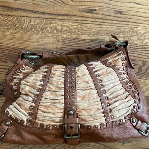 Isabella Fiore | Bags | Isabella Fiore Hobo Bag | Poshmark